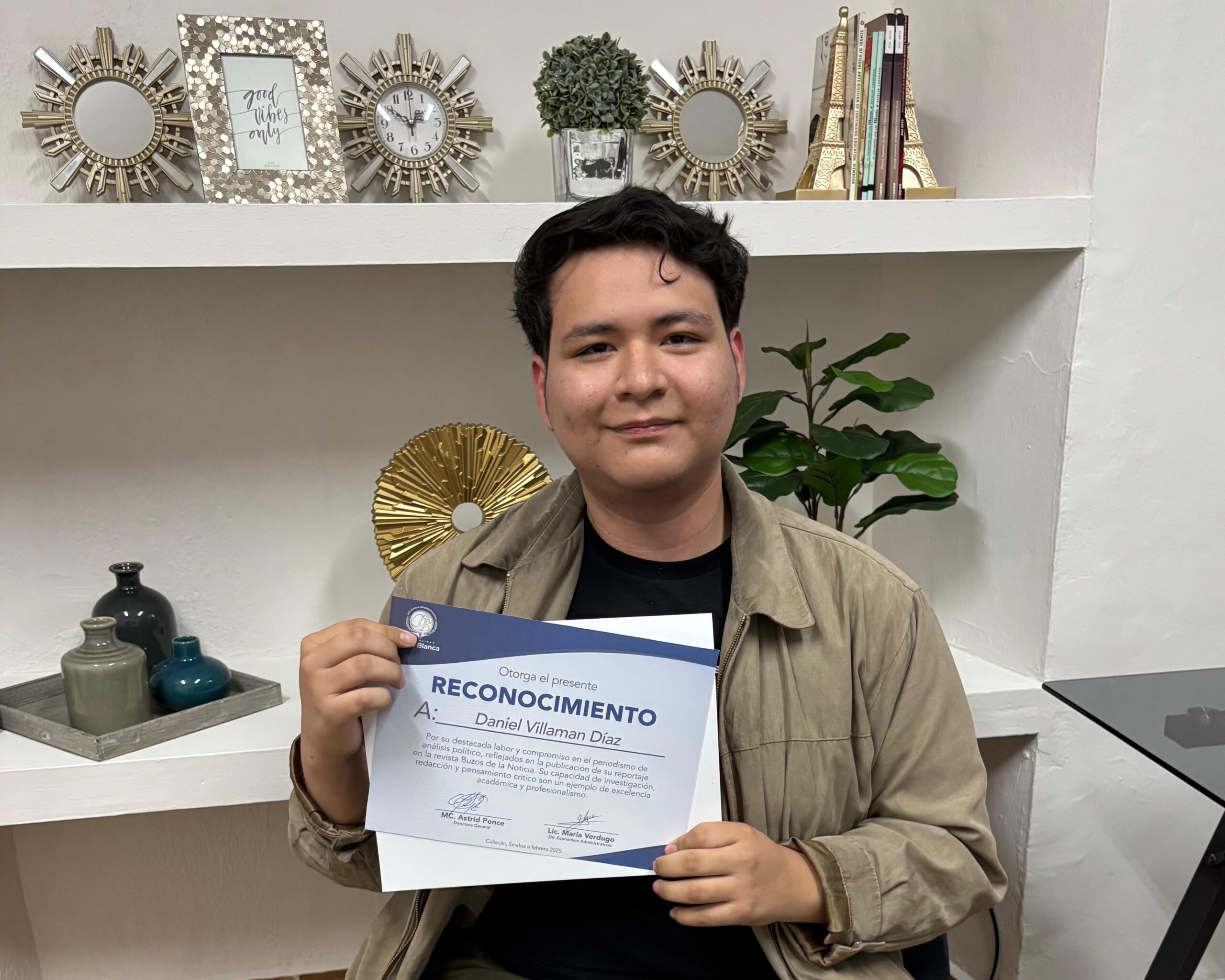 Alumno de UCB destaca en revista nacional con un reportaje de impacto ...